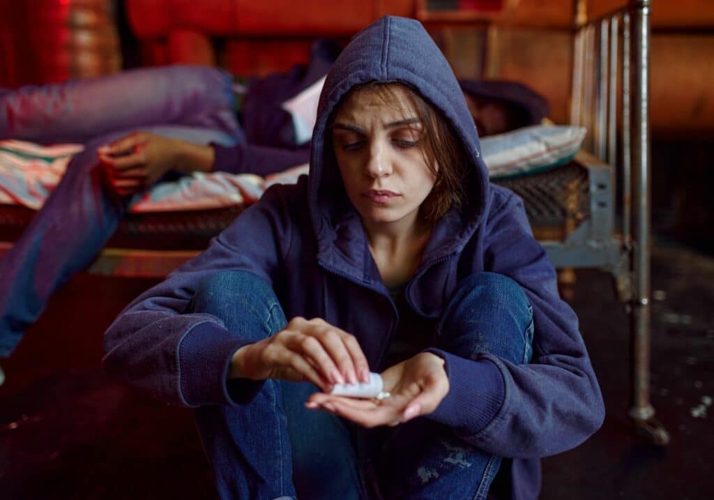 Tramadol Addiction: Abuse, Signs, Symptoms and Treatment